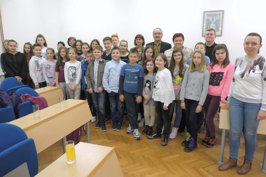 Posjeta osnovnoškolaca Gradu Bjelovaru - Grad Bjelovar