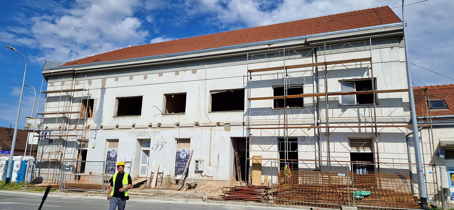 KONSTRUKCIJSKA OBNOVA ZGRADE NA TRGU HRVATSKIH BRANITELJA BIT ĆE GOTOVA ...